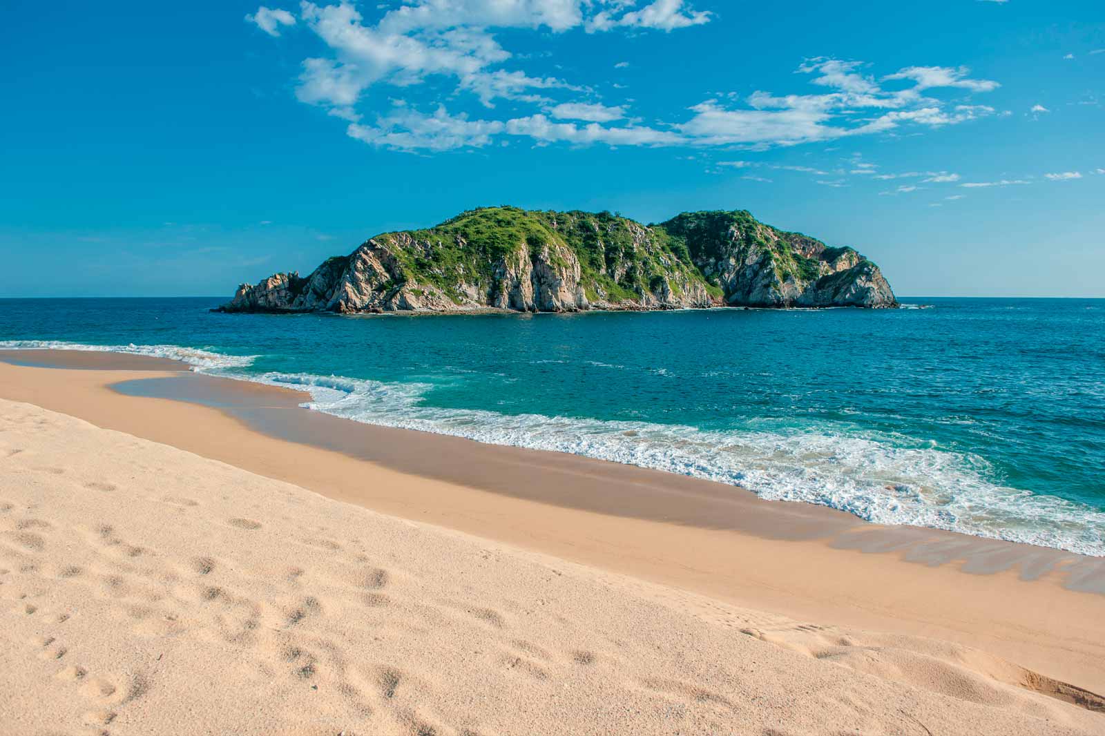 Huatulco Bays | Mexico Finder | Luxury Travel